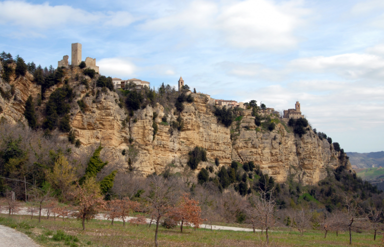 Montefalcone: nuova anteprima del festival Le Parole della Montagna ...