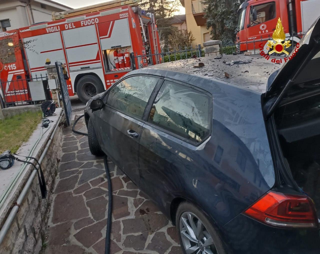 Acqualagna, incendio in un garage. Intervengono i Vigili del Fuoco - Riviera Oggi