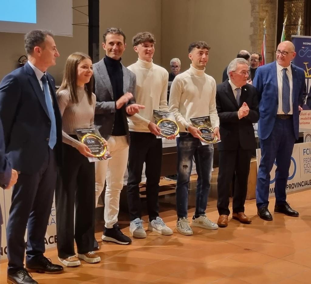 Il marchio di Umberto Palermo a Fabriano. Nuovo quartier generale della ...