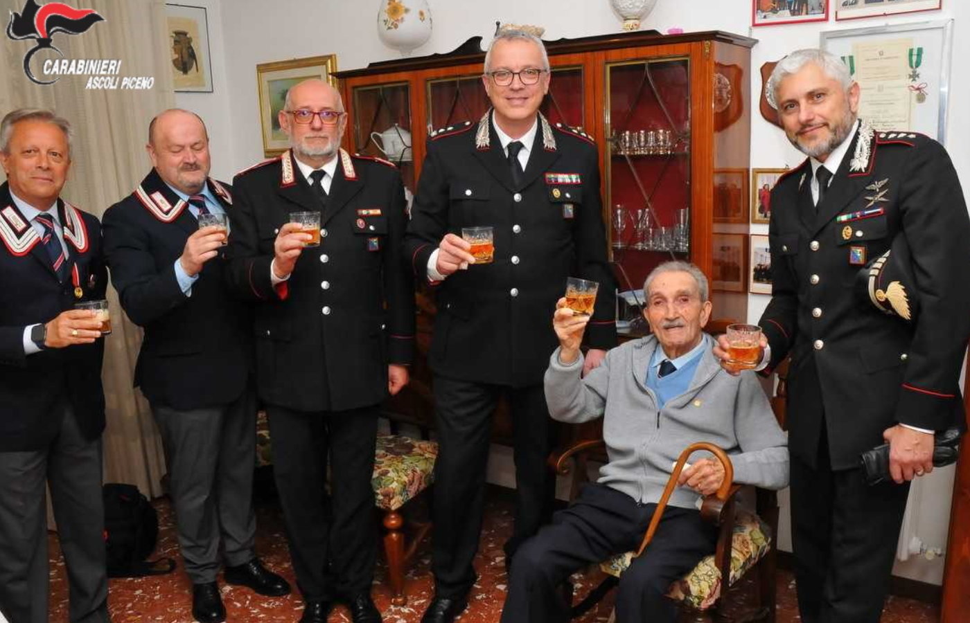 Auguri all'ex brigadiere Guerino Patani, che oggi compie 109 anni ...